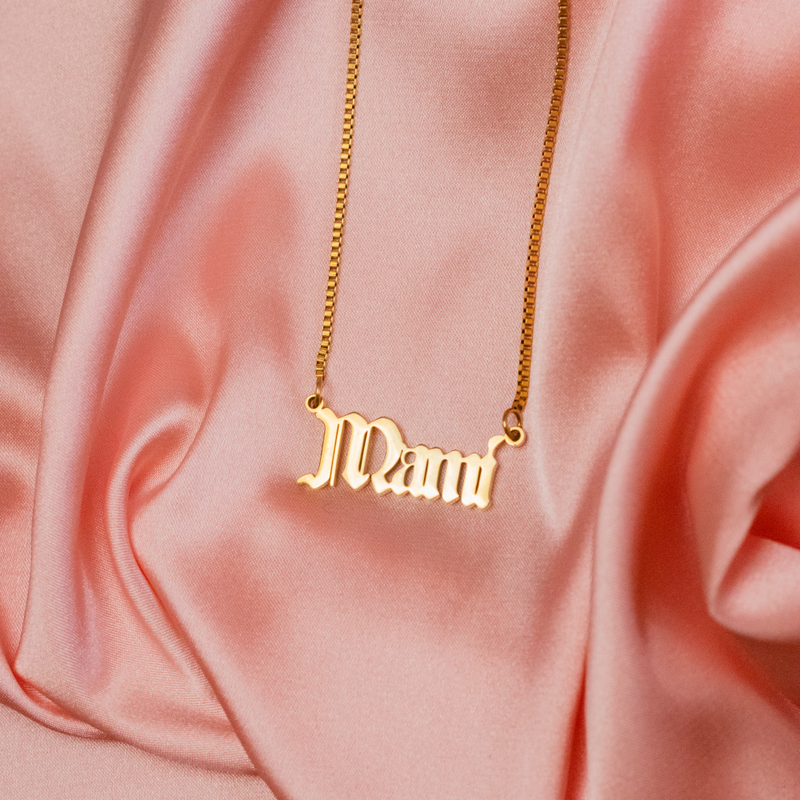 Mami Necklace – Hija De Tu Madre